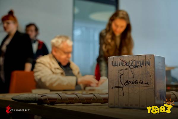 《巫师》原小说作者参观工作室 CDPR：向大师学习_18183.com