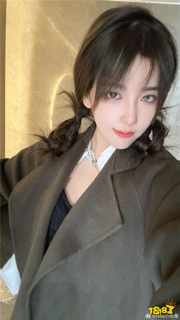 【LPL老婆】Rita又晒美照，近距离自拍美的让人心动！_18183抖音专区