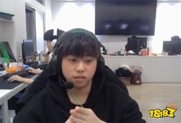 LOL资讯：Ale喊话UZI快回EDG？并称我一个人承受不来？_18183抖音专区