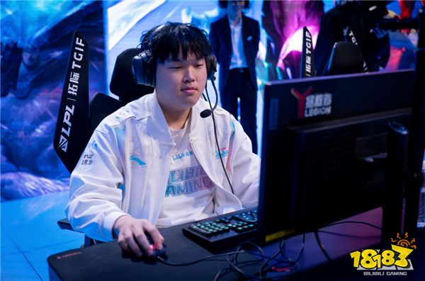 TheShy称：Bin的酒桶太拉了？Bin回应：我能怎么办，我也很无奈？_18183.com