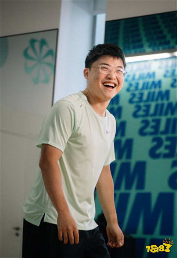 WE.Uzi正在连接？Uzi这是又又又复出了？Zoom教练：乌兹正在路上！_18183.com