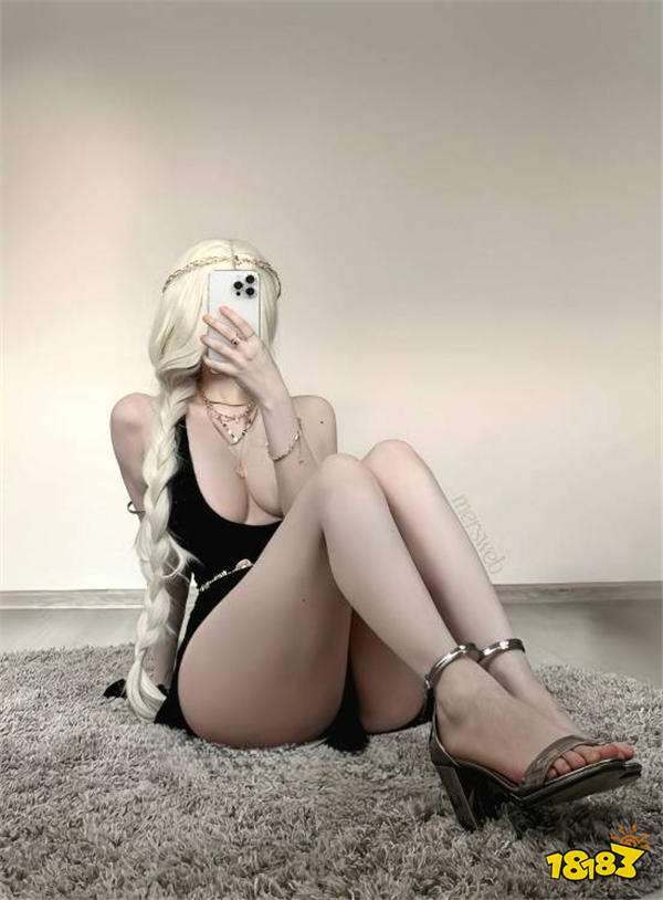 国外小姐姐超超超性感COS：《绝区零》妮可《原神》夜兰等多人气角色cos！_18183.com