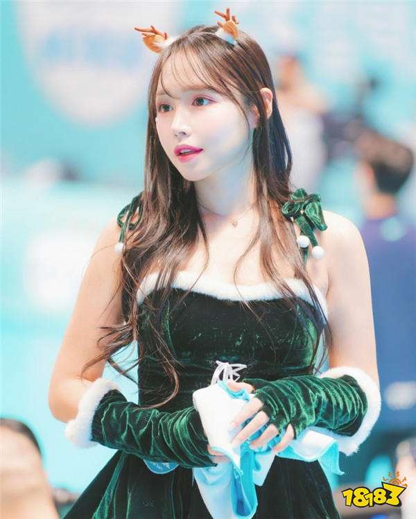 前LPL英文流解说Kitty晒照！经典大雷让无数网友直呼：熟悉的味道又回来了！_18183.com