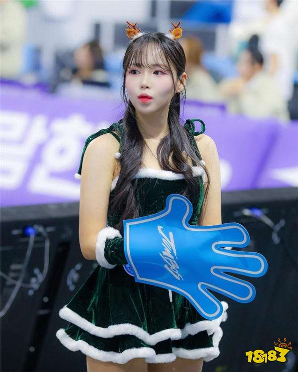 前LPL英文流解说Kitty晒照！经典大雷让无数网友直呼：熟悉的味道又回来了！_18183.com